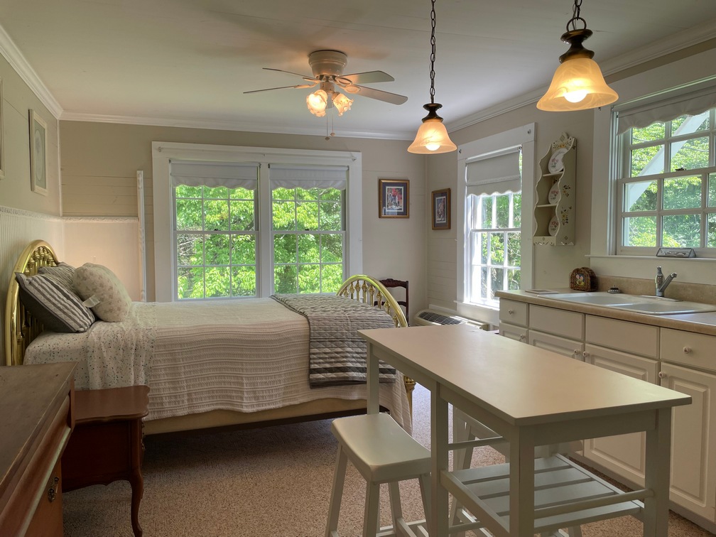 The Sautee Inn Bed and Breakfast -- NE Georgia